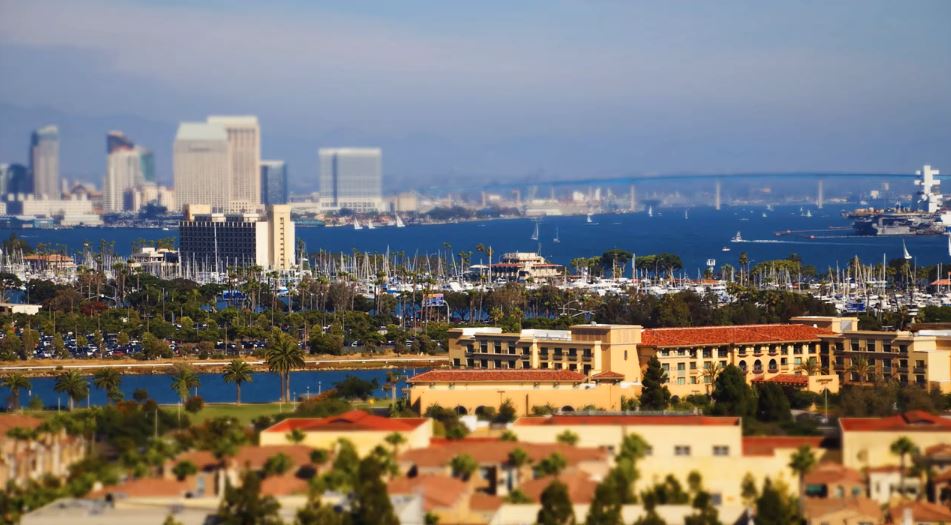 La beauté de San Diego en time lapse et tilt shift