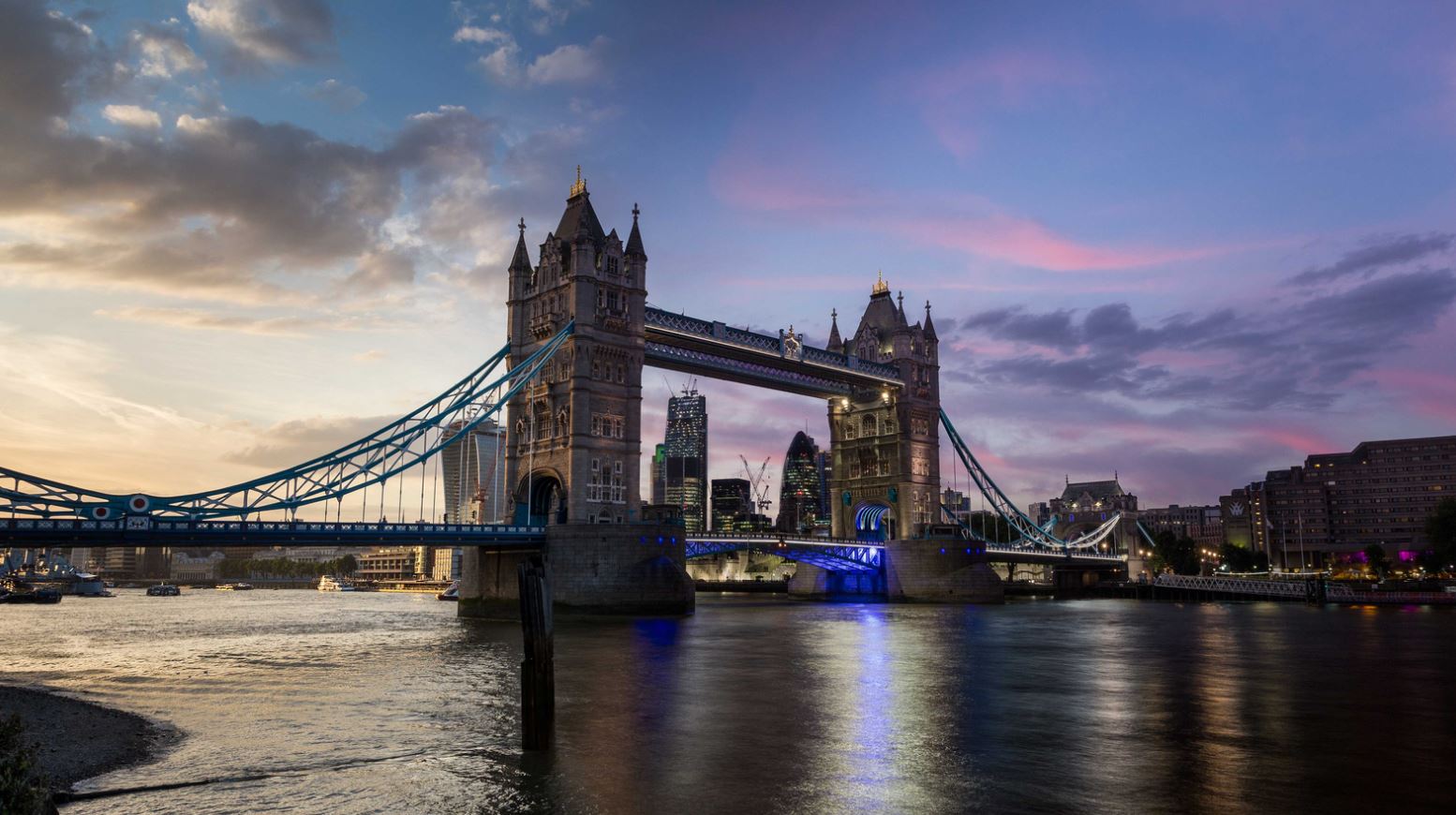 Welcome To London Time Lapse