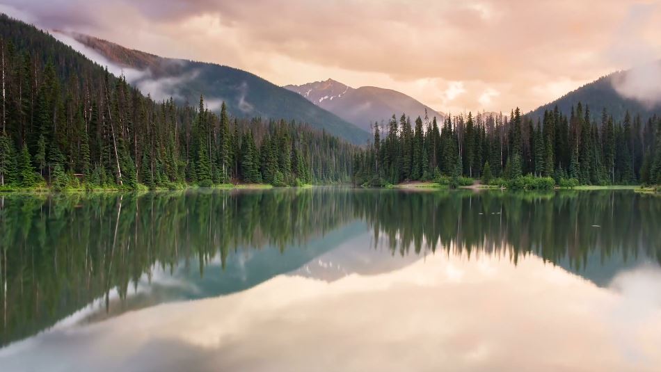 La beauté de la Colombie-Britannique en time lapse