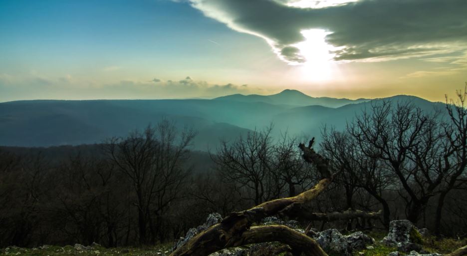 Les petites Carpates dans un sublime time lapse